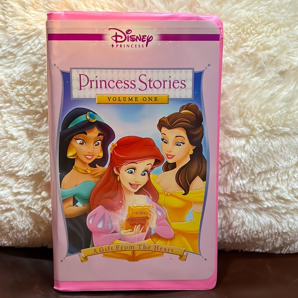 Disney | Media | Disney Princess Stories Vhs Volume One A Gift From The ...